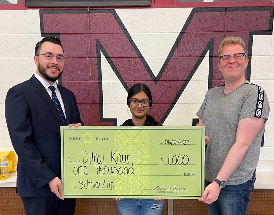 Scholarships & Grants | Baker Boyer Bank